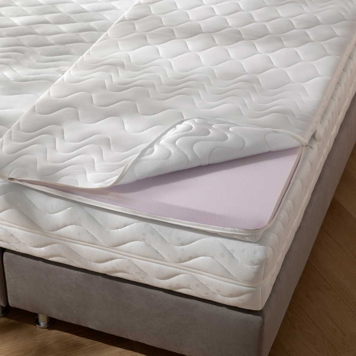 Mattress topper Basic (comfort foam) | FBF bed&more
